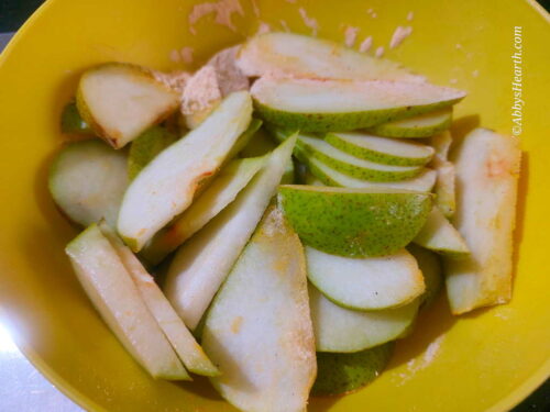 Mom's Quick & Easy Fried Pears for Dessert