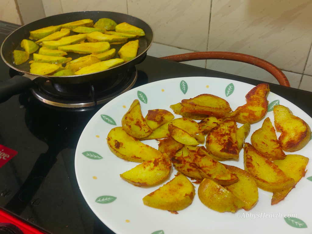 Mom's Quick & Easy Fried Pears for Dessert