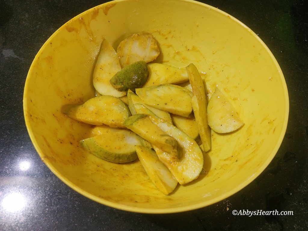 Mom's Quick & Easy Fried Pears for Dessert